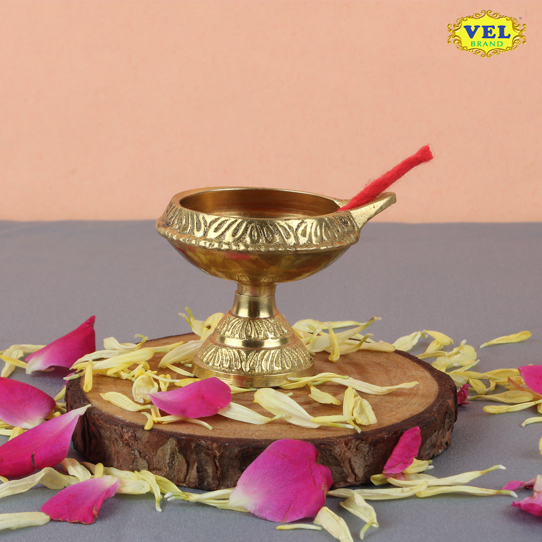 VEL'S RED THRED WICKS – Sacred Needs