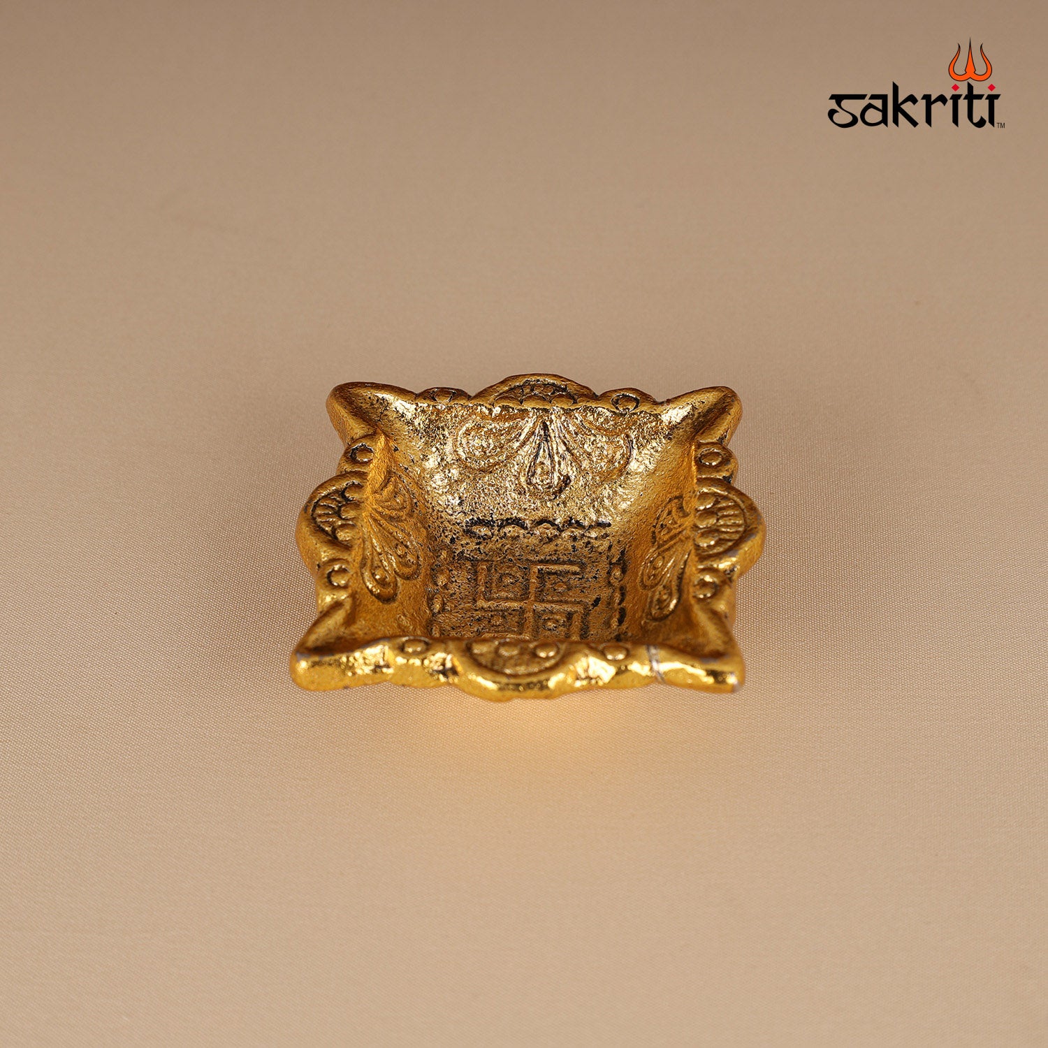 Aluminium Square Shaped Deepam with Gold Polish – 1 Inch Compact Ritua ...