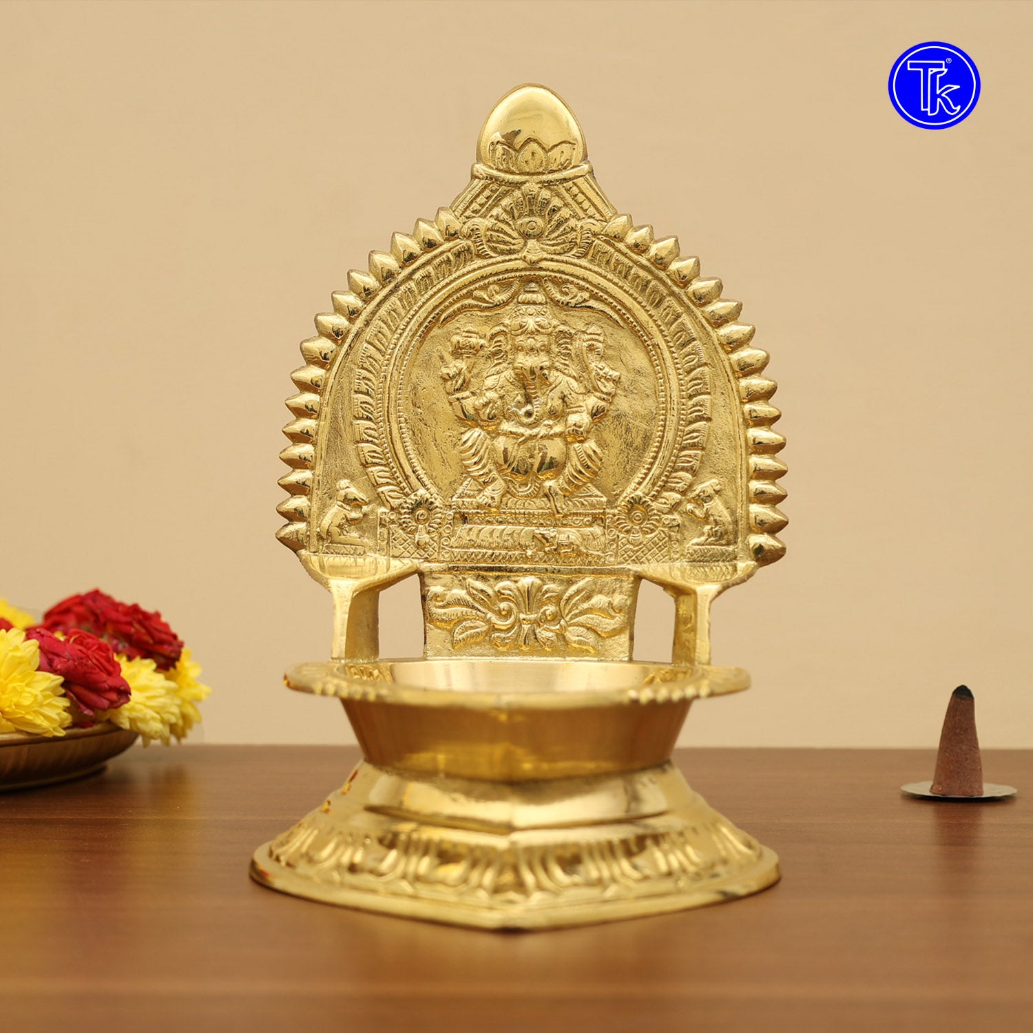 Brass Ganesha Vilakku – 7.5 Inch Deepam Lamp of Lord Ganapati for Good ...